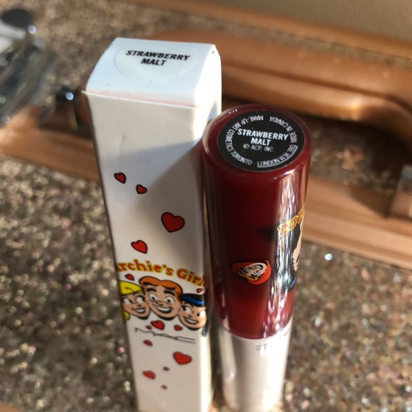 MAC Cosmetics | Makeup | Mac Archies Girls Lipglass Strawberry Malt New ...